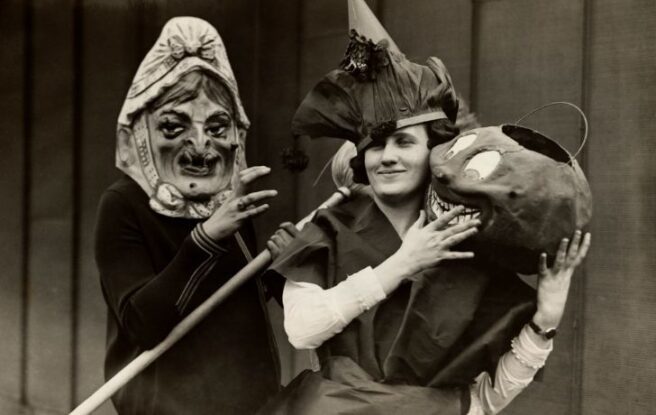 The History Of Halloween Costumes - The Fact Site
