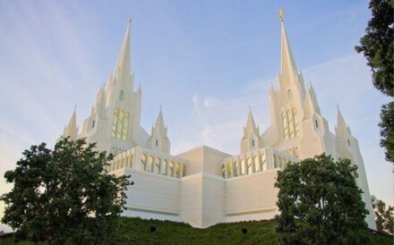 30 Facts About Mormonism - The Fact Site