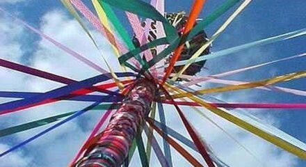 Facts About the May Day Celebrations - The Fact Site