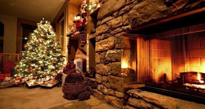 13 Christmas Eve Facts & Traditions - The Fact Site