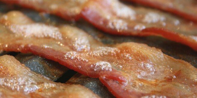5 Sizzling Bacon Facts - The Fact Site