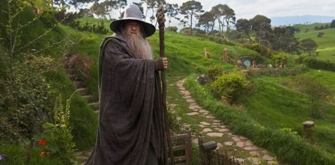 30 Gandalf Facts To Rule Them All - The Fact Site