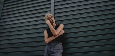 The Surprising History Of The Tank Top - The Fact Site