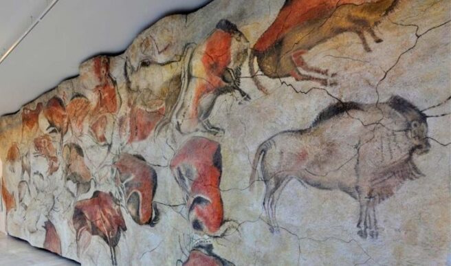 The World's Oldest Cave Art - The Fact Site