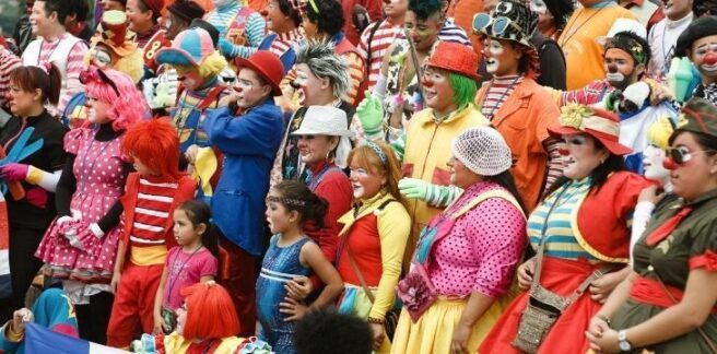 10 Crazy Facts About Clowns - The Fact Site