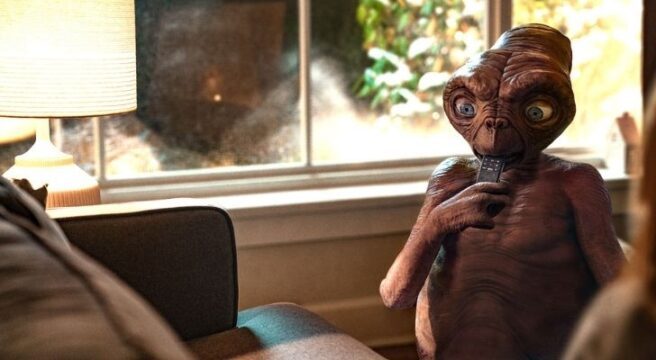 7 Extraordinary Facts About E.T. - The Fact Site