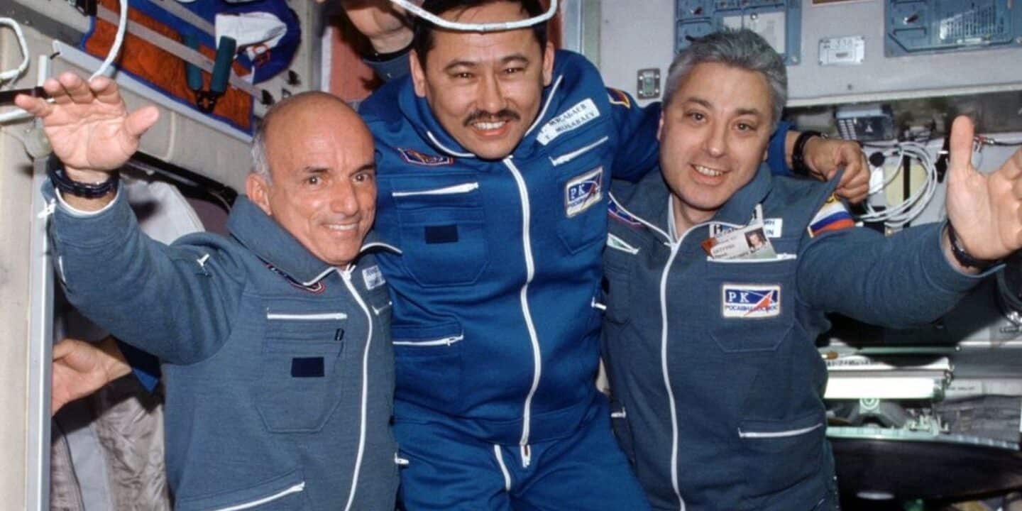 2001: Facts & Events That Happened in This Year - The Fact Site