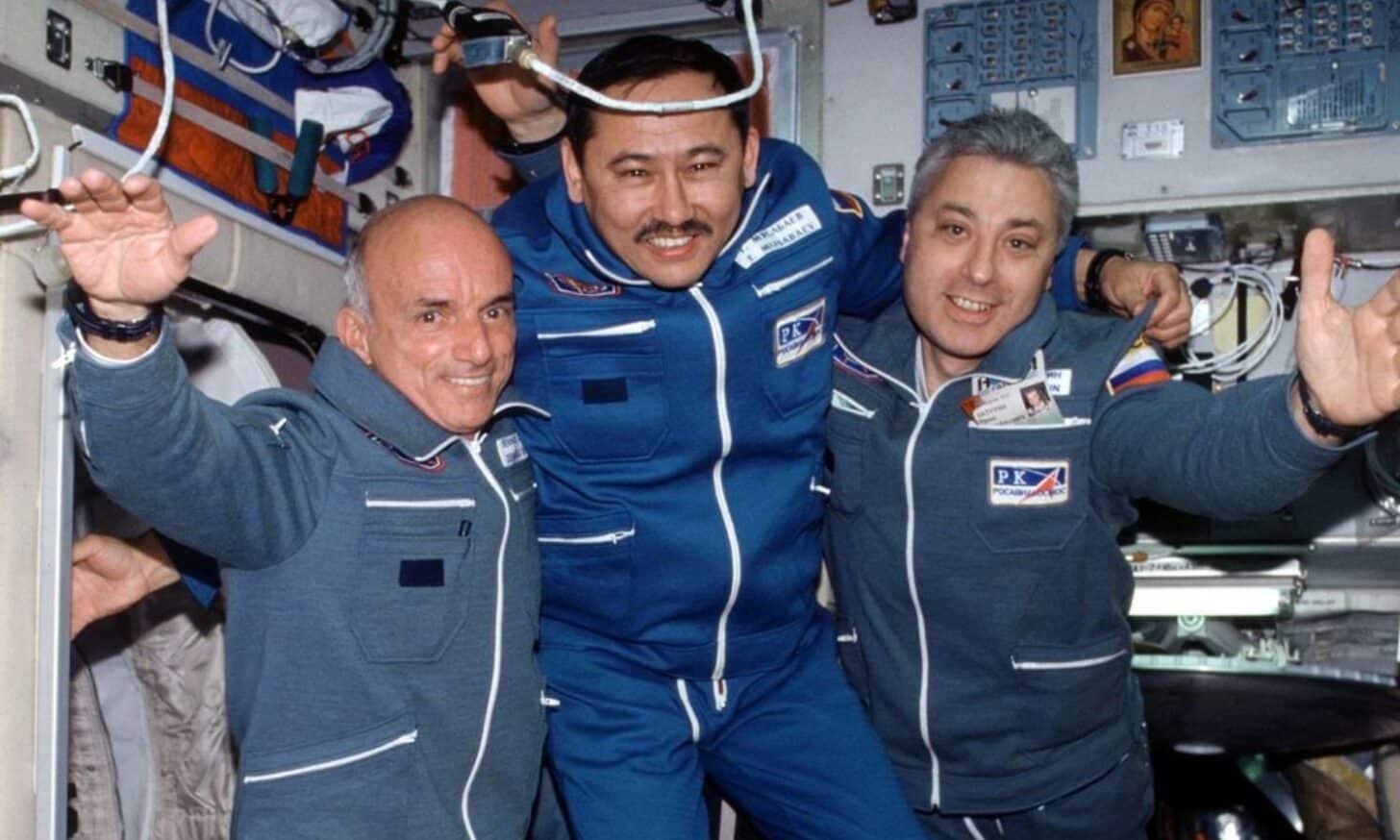 2001: Facts & Events That Happened in This Year - The Fact Site