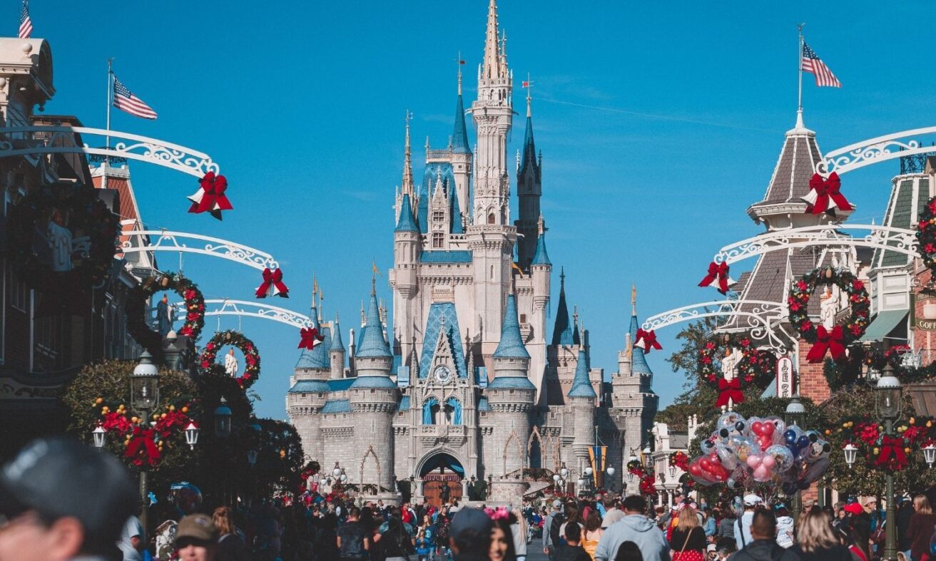 January 24: Facts & Historical Events On This Day - The Fact Site