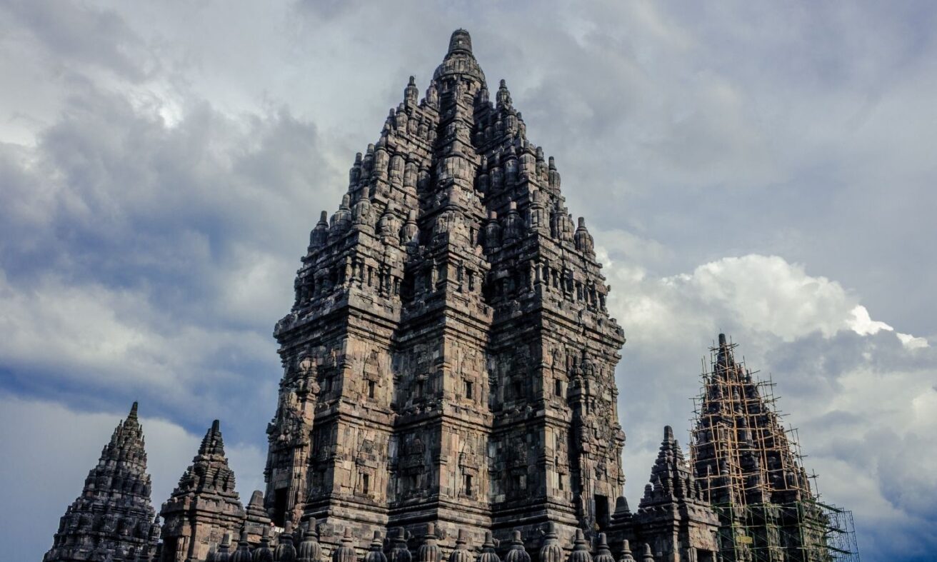 May 27: Facts & Historical Events On This Day - The Fact Site