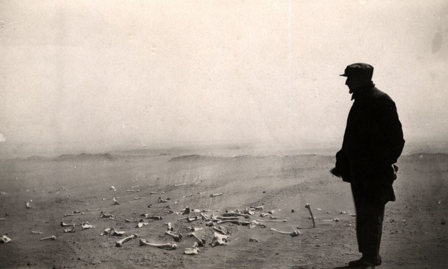 April 24: Facts & Historical Events On This Day - The Fact Site