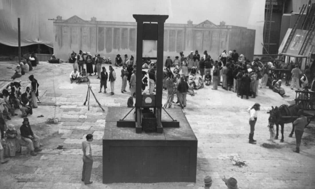 April 25: Facts & Historical Events On This Day - The Fact Site