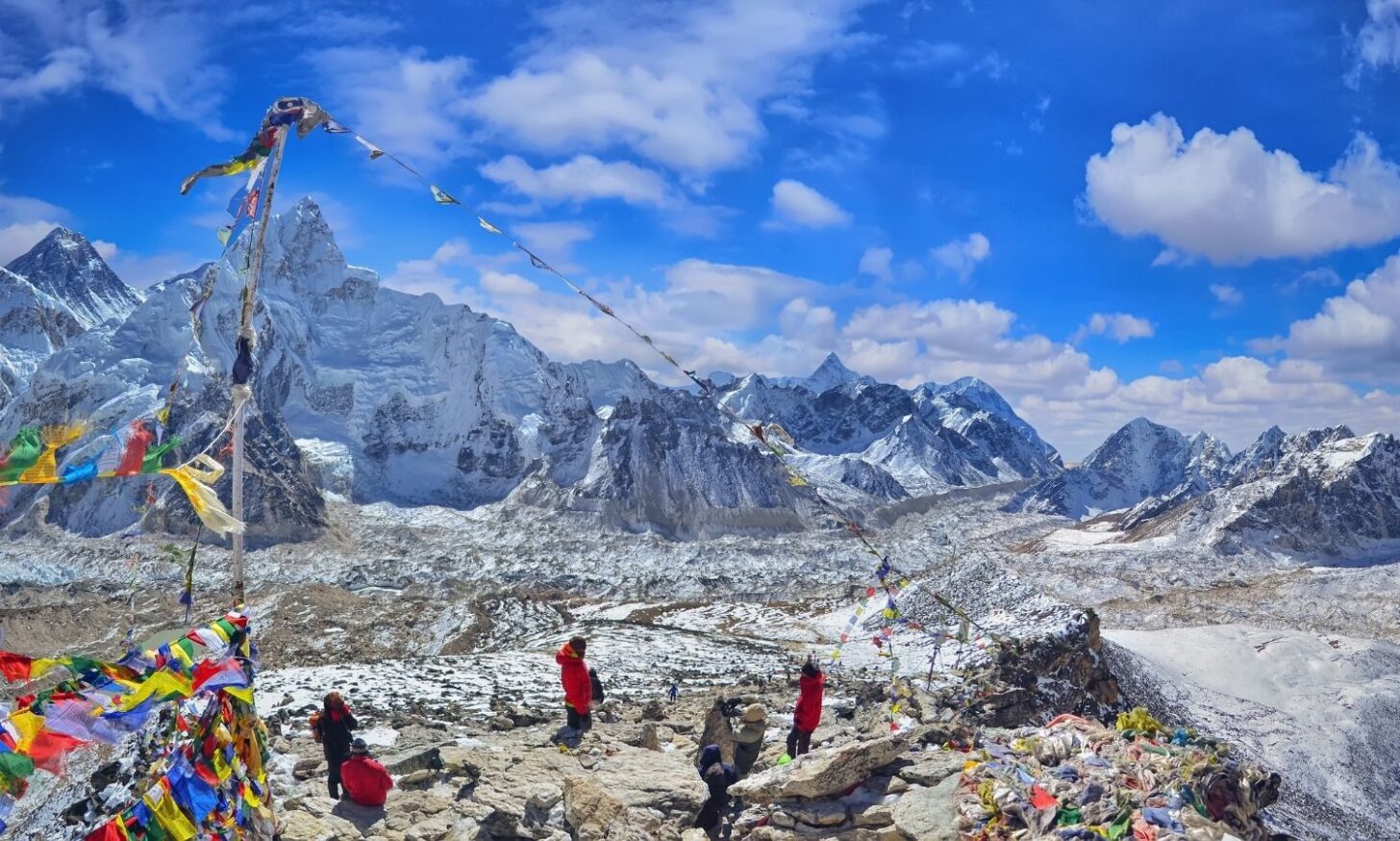 May 25: Facts & Historical Events On This Day - The Fact Site