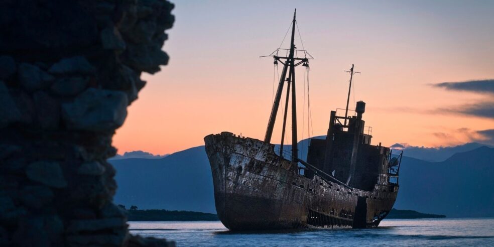 20 Strange Things That Have Washed Ashore - The Fact Site