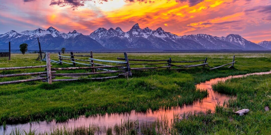 15 Wonderful Facts About Wyoming - The Fact Site