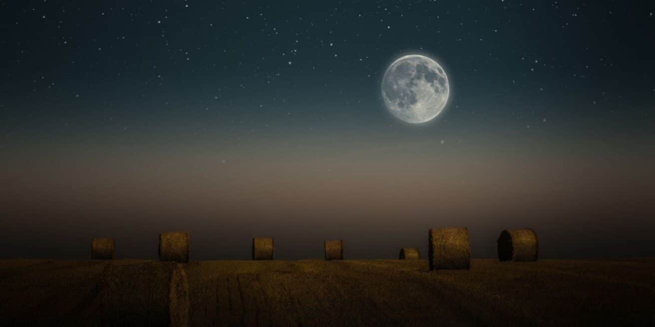What Is a Corn Moon? - The Fact Site