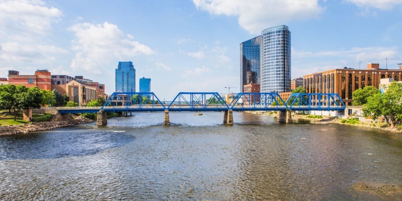 15 Fun & Interesting Facts About Michigan - The Fact Site