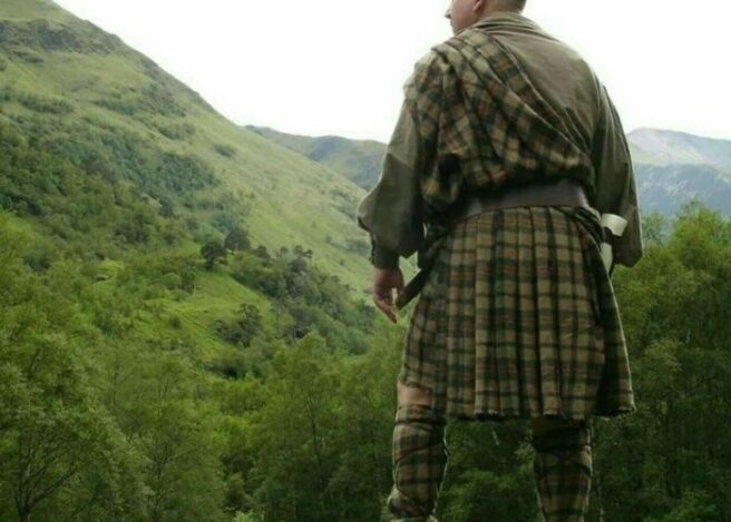 A Brief History Of The Scottish Kilt - The Fact Site