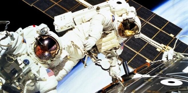 10 Incredible Facts About The International Space Station - The Fact Site