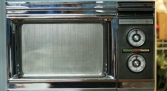 The History & Origins Of The Microwave - The Fact Site