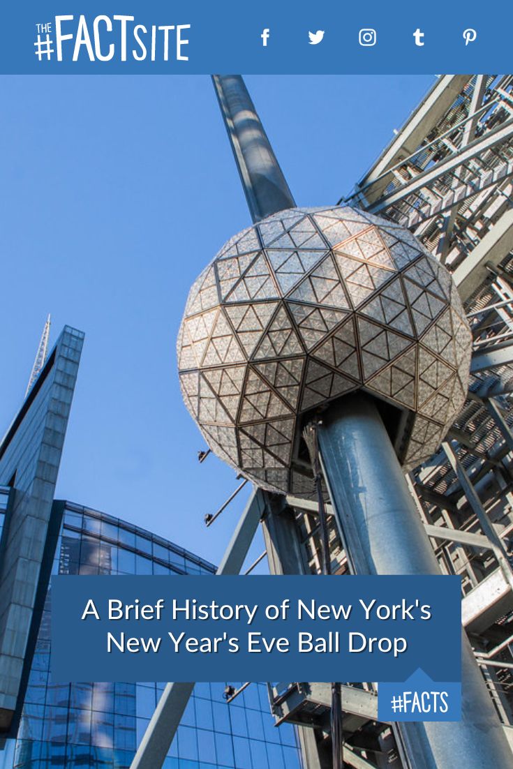 A Brief History of New York's New Year's Eve Ball Drop - The Fact Site