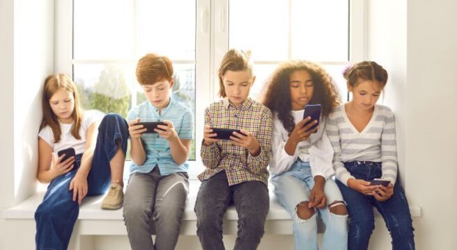 15 Interesting Facts About Generation Z (1997-2012) - The Fact Site