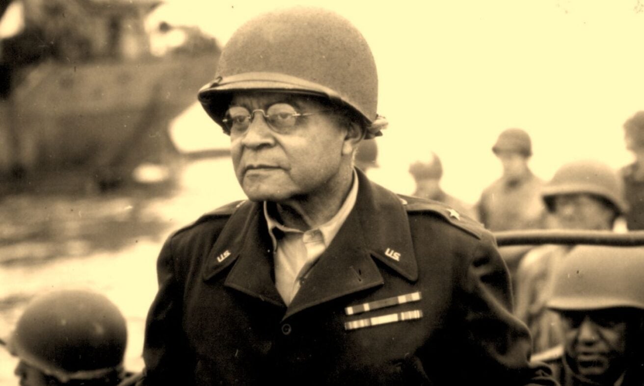 October 25: Facts & Historical Events On This Day - The Fact Site