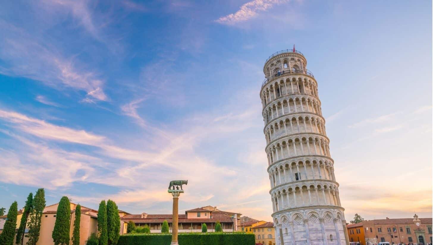 10 Puzzling Facts About the Leaning Tower of Pisa - The Fact Site