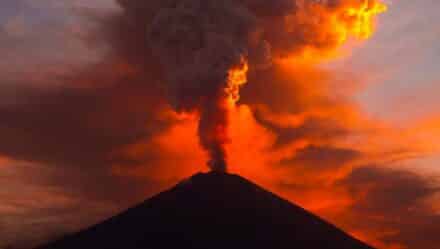 19 Explosive Facts About Volcanoes That Kids Will Love - The Fact Site
