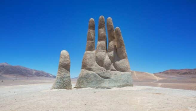 The Mysterious Meaning Behind Chile's Giant Hand of the Desert - The ...